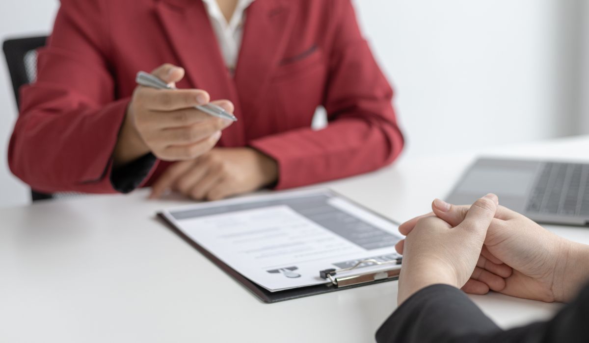 Tot ce trebuie să știi despre CV Europass - Constituția României